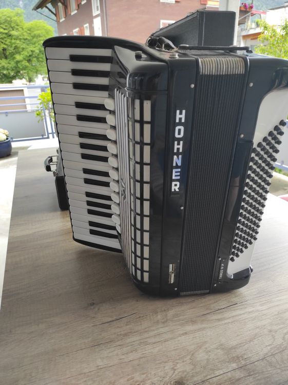 Akkordeon Hohner Tango IV P (Gebraucht) in Erstfeld für CHF 385 – nur ...