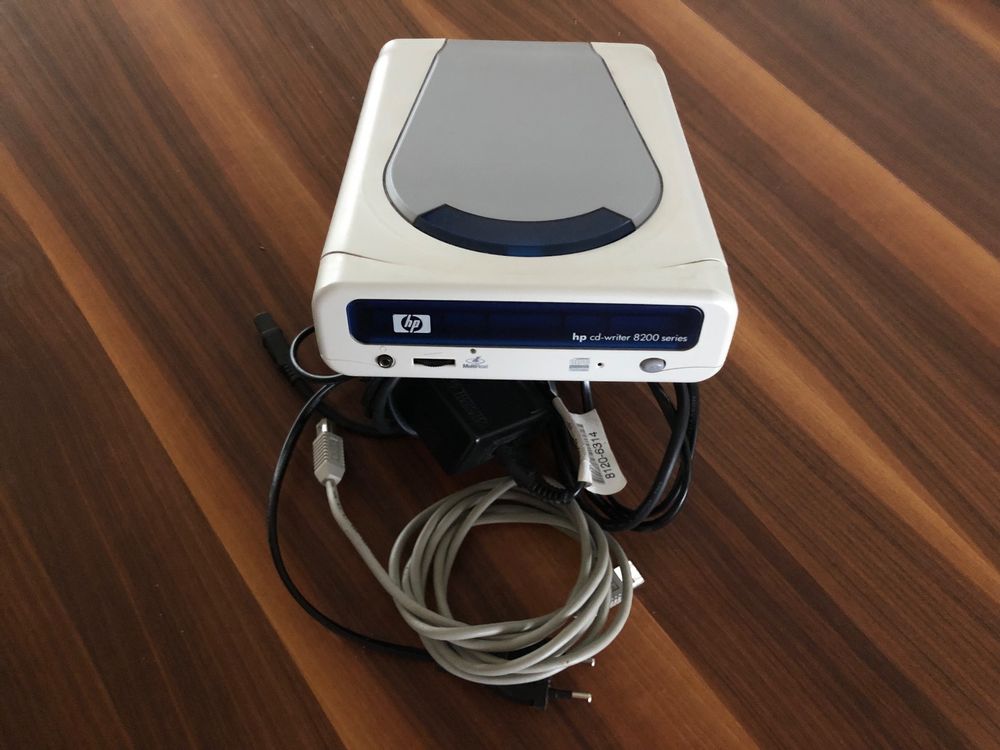 HP Externer CD-Writer 8200 Serie (Gebraucht) in Oberkirch LU für CHF 5 ...