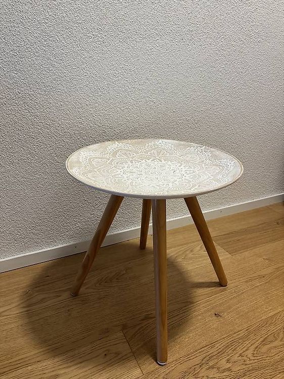 Tisch klein (Beistelltisch) | Kaufen auf Ricardo
