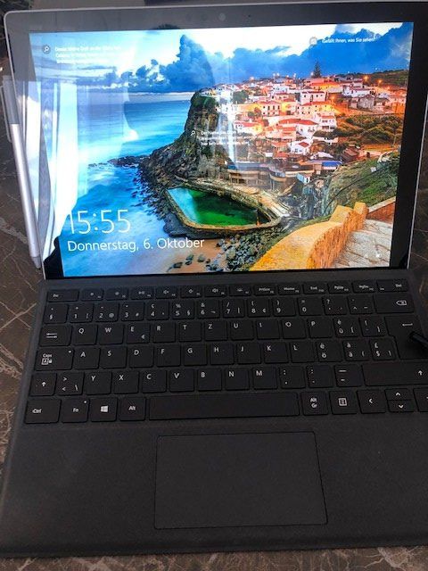 Surface Pro5 12" 2,6 GHz i5-7300U 8GB 256GB SSD LTE - Model (Gebraucht) in Hittnau für CHF 304 ...