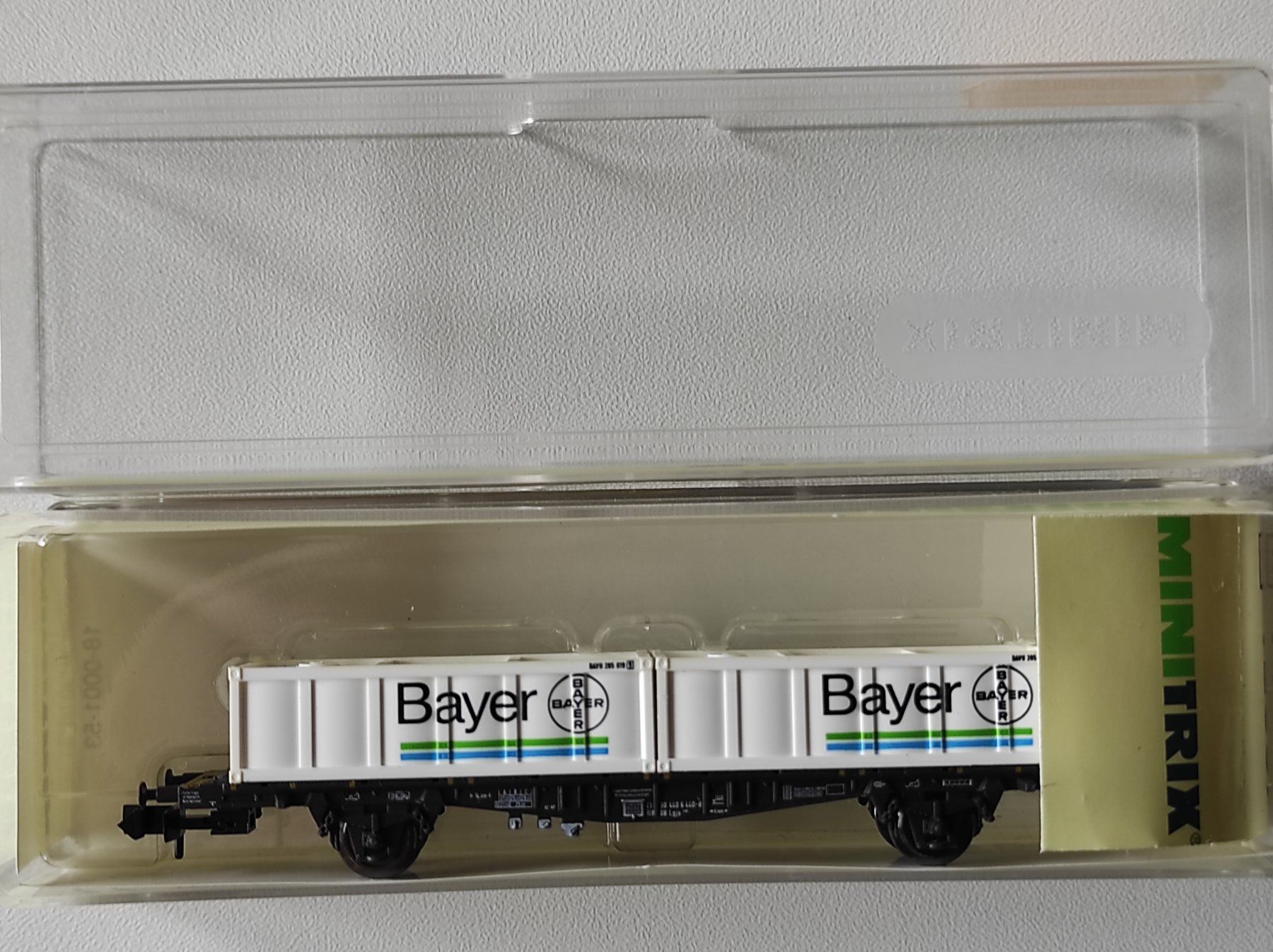 Container-Tragwagen "Bayer" der DB von Minitrix N, Fabrikneu (Neu und ...
