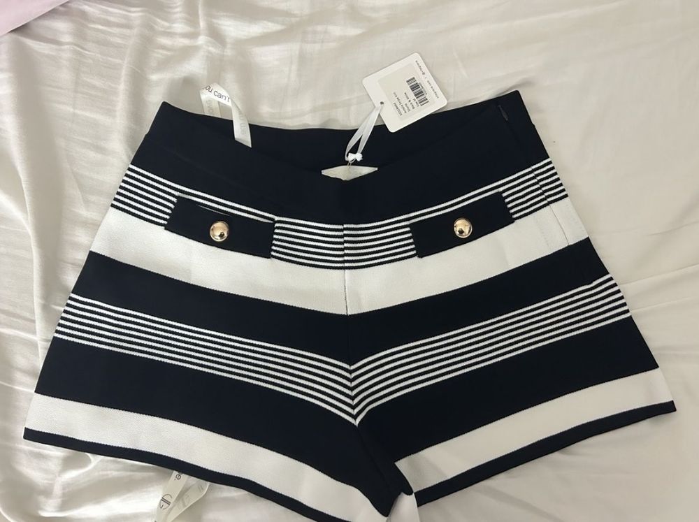 Vita Grace Shorts (Neu und originalverpackt) in Zürich für CHF 70 – mit ...
