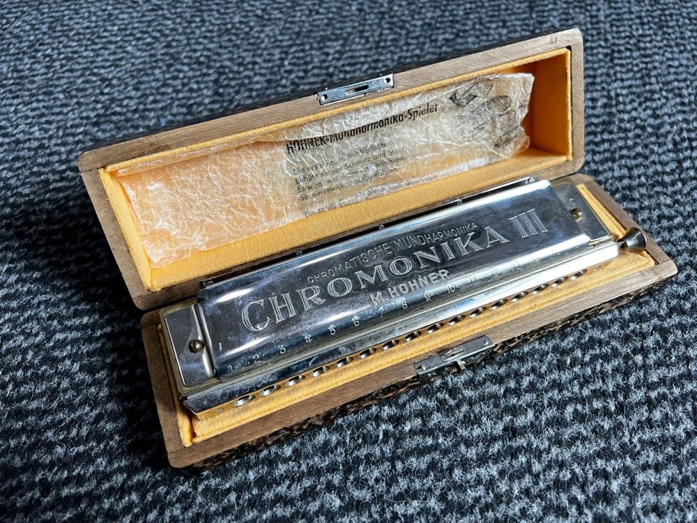 Hohner Chromonika III, Original-Holzetui (Gebraucht) in ...