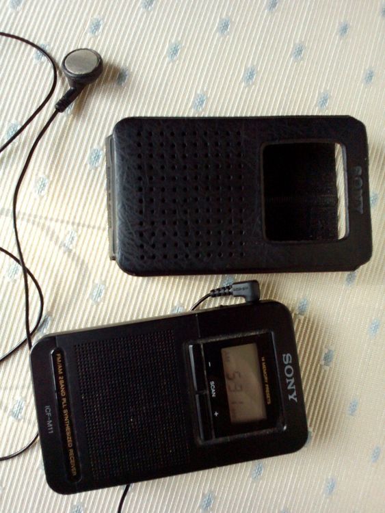 Sony ICF-M11 FM/AM 2 Band Mini Radio (D'occasion) à Figino pour CHF 25 ...