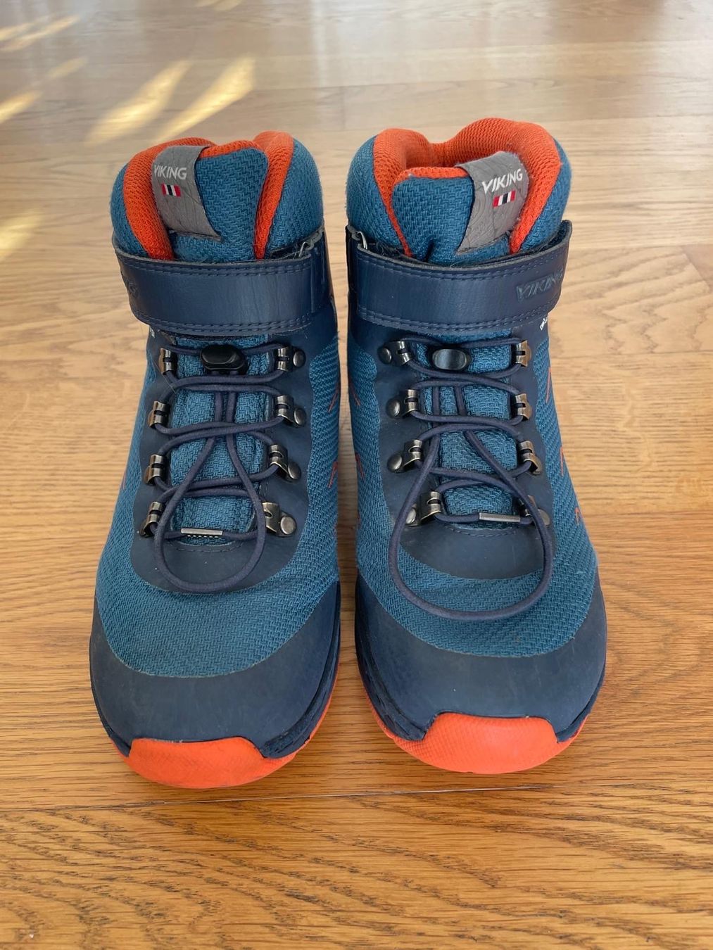 Viking Winterstiefel kinder, Gore-Tex, Gr. 35 (EU) (Gebraucht) in Walchwil für CHF 35 – mit ...