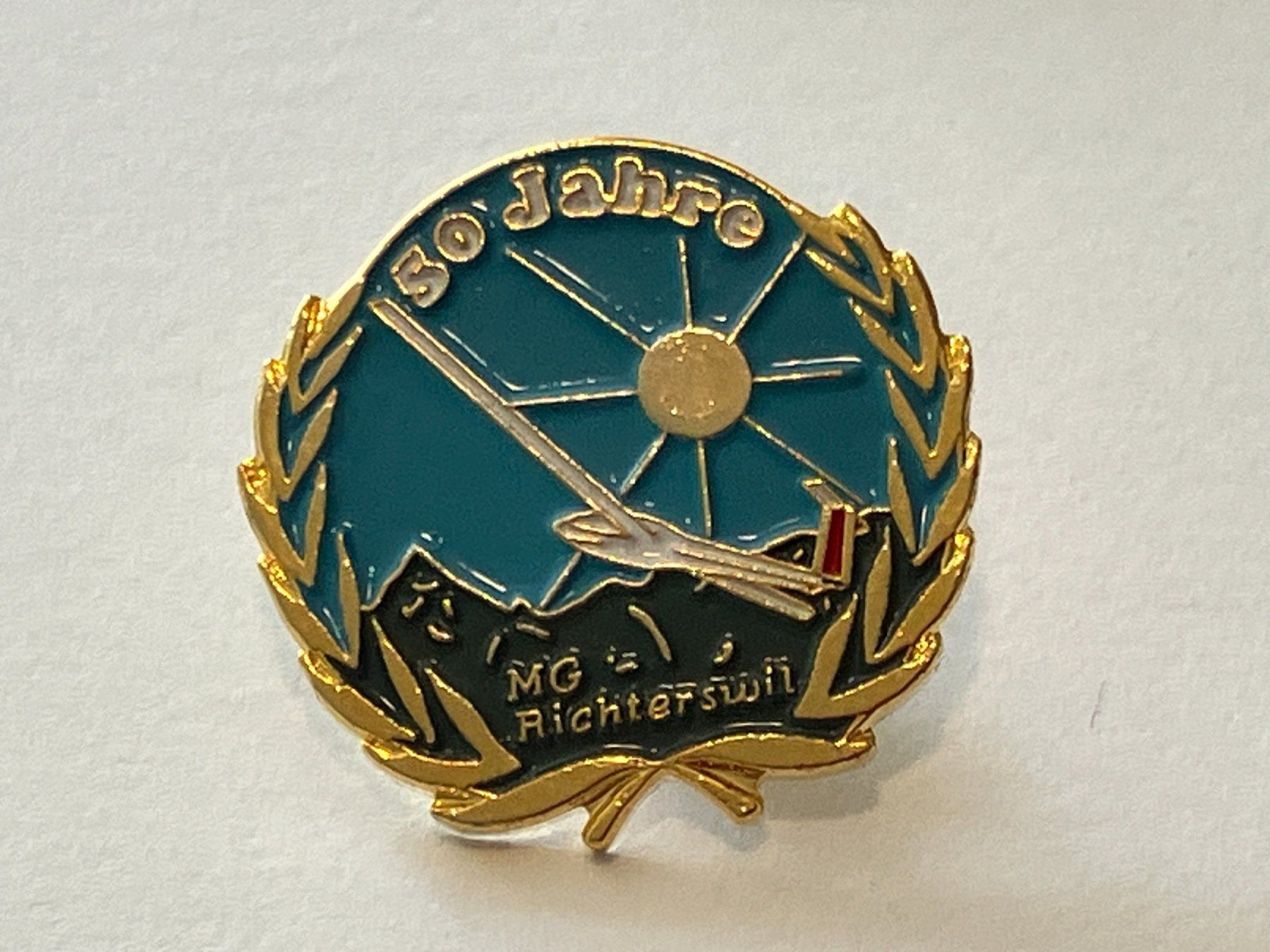 1 Pin MG Richterswil Modellflug Gruppe 50 Jahre (Gebraucht) in Basel für CHF 3 – mit Lieferung ...