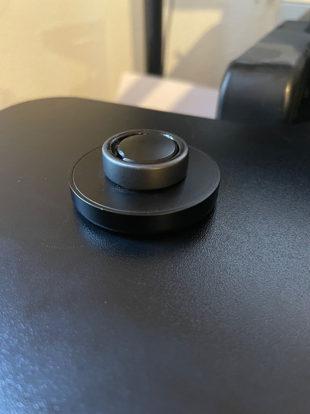Oura Ring 3rd Gen Horizon Black Stealth, Grosse 11 (Gebraucht) in ...