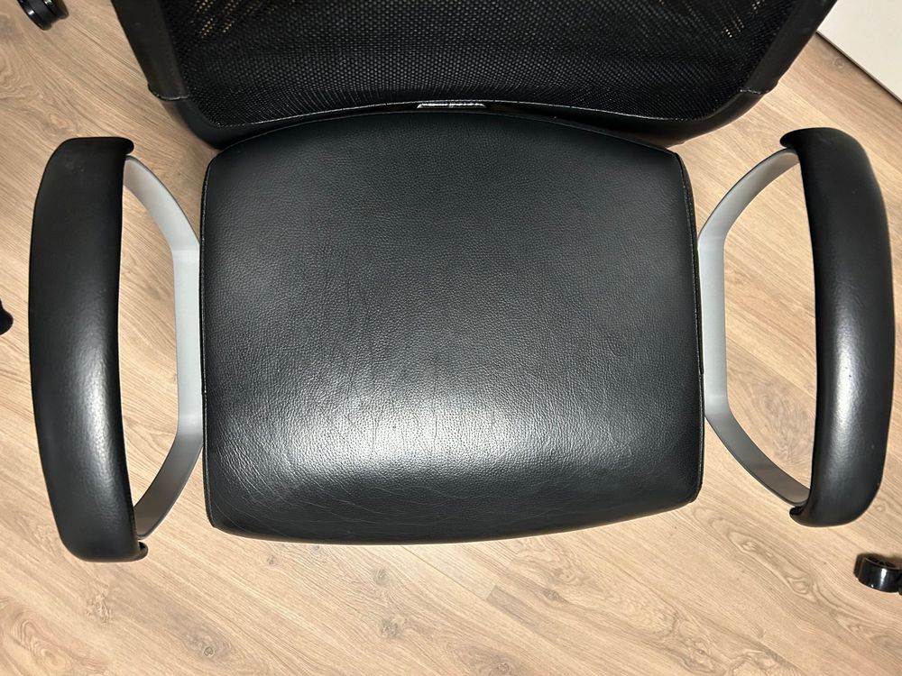 Bürostuhl, Drehstuhl, Ikea "Markus", leder, schwarz | Kaufen auf Ricardo