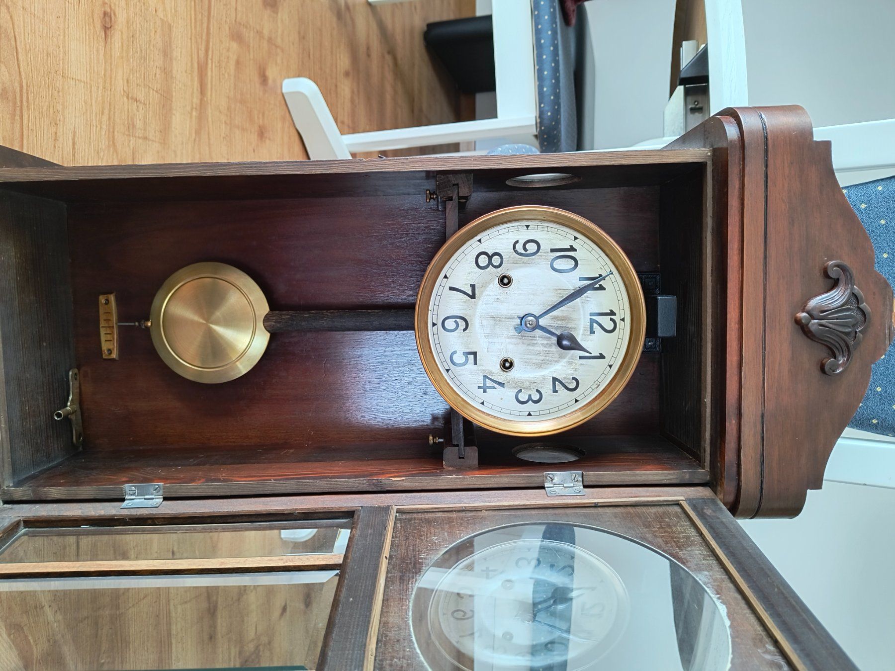 Antike Wanduhr Regulator Pendeluhr aus Holz Jahrgang (Gebraucht) in Hallwil für CHF 11 – nur ...