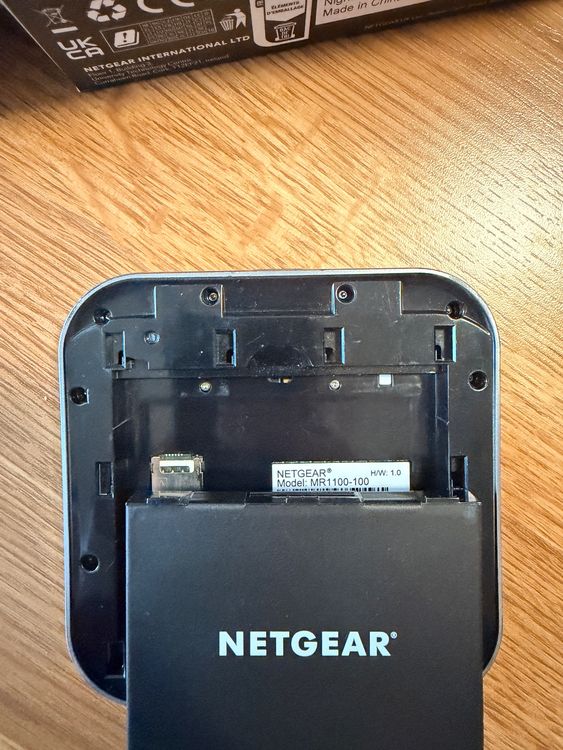 Netgear Nighthawk M1 Mobiler Router Gigabit LTE, Top! (Gebraucht) in ...
