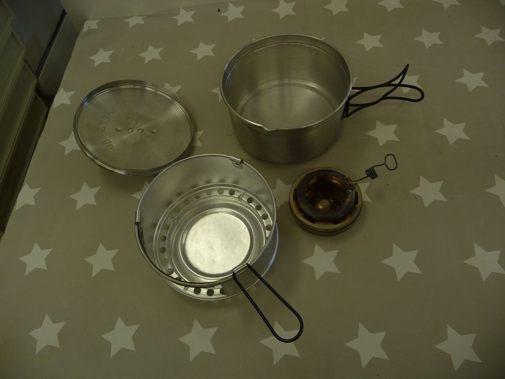 Meta 80 Kocher Camping evtl. von Schweizer Militär (Gebraucht) in Rafz für CHF 20 – mit ...