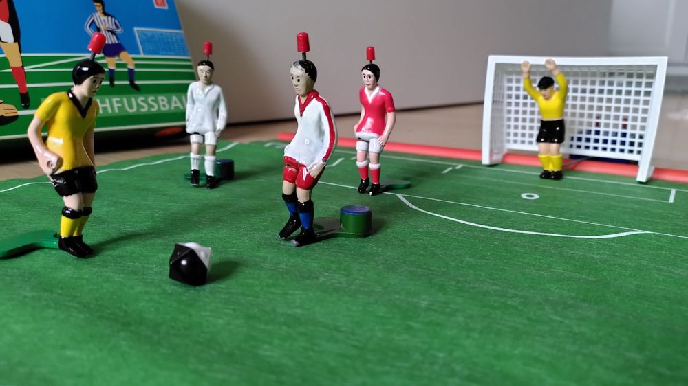 Tipp-Kick komplettes Set original TippKick (Gebraucht) in Brütten für ...