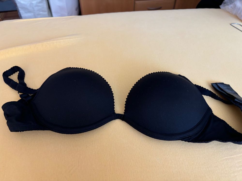 BH H&M schwarzer Push up-BH 85B goldene Details wie NEU (Neu (gemäss Beschreibung)) in Zürich ...
