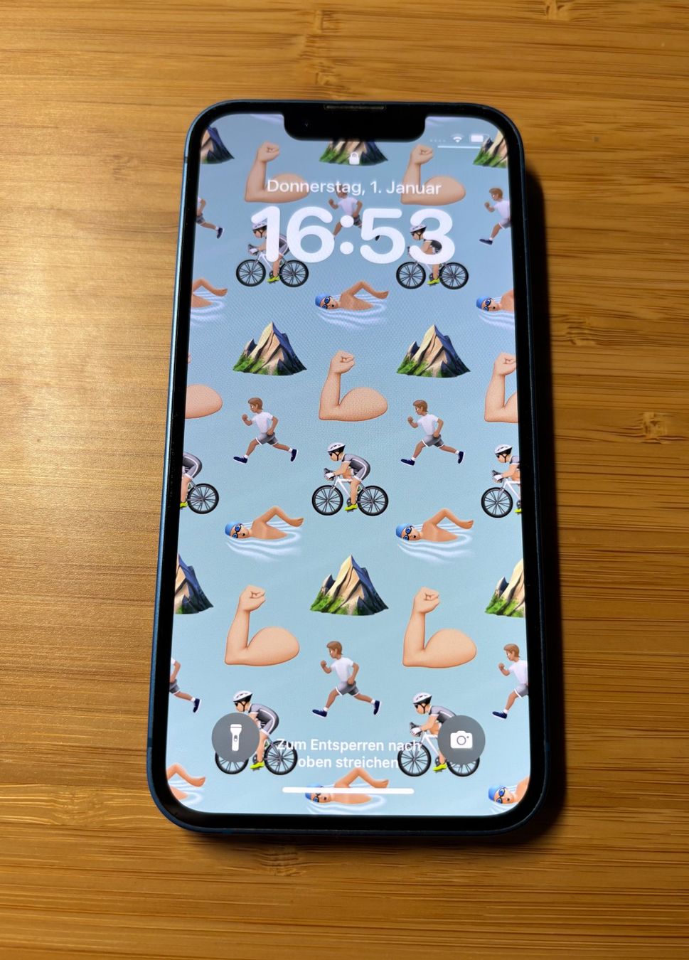 iPhone mini 13 Blau - 128 GB - Nur mit Magnet ladbar (Gebraucht) in ...