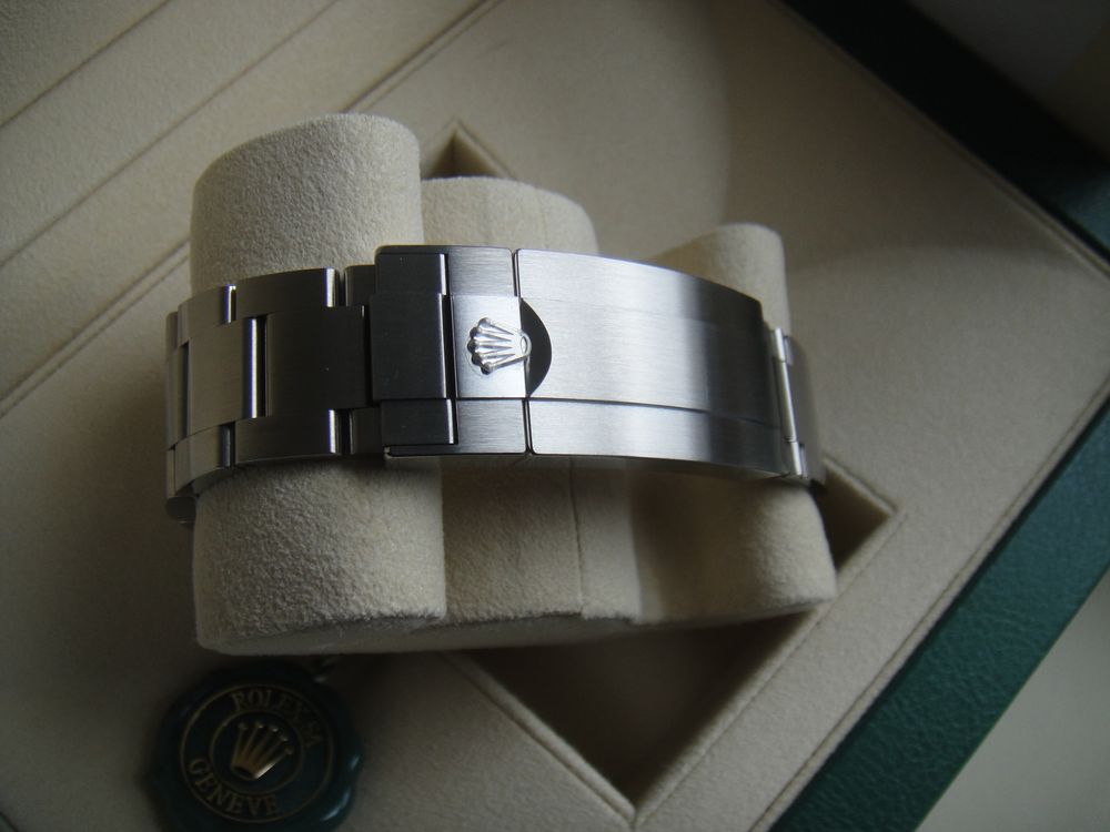 Rolex / Sea-Dweller 43 / Nahezu Fabrikneu + Teilverklebt (Neu (gemäss ...