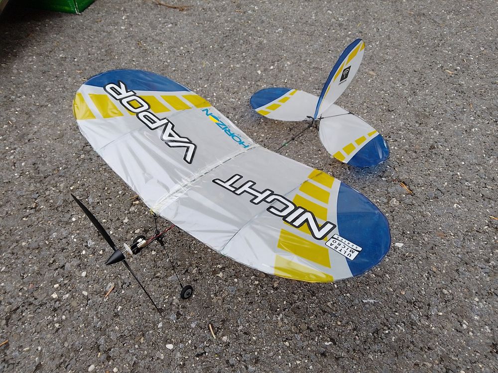 UMX Night Vapor BNF Basic with AS3X and SAFE Select, 376mm (Gebraucht ...