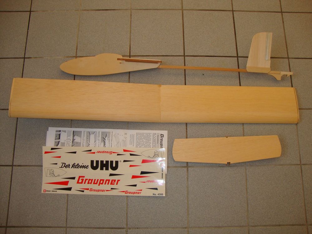 Der kleine UHU von Graupner (Neu (gemäss Beschreibung)) in Herisau für ...