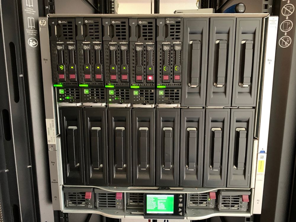HPE C7000 Blade Enclosure inkl. 6 x BL460 Gen9 (Gebraucht) in St.Gallen ...