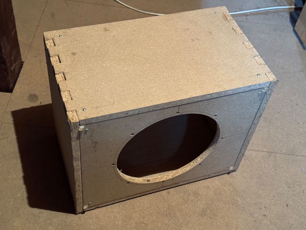 DIY 12” guitar bass Speaker Cabinet (unloaded) (Gebraucht) in Zürich ...