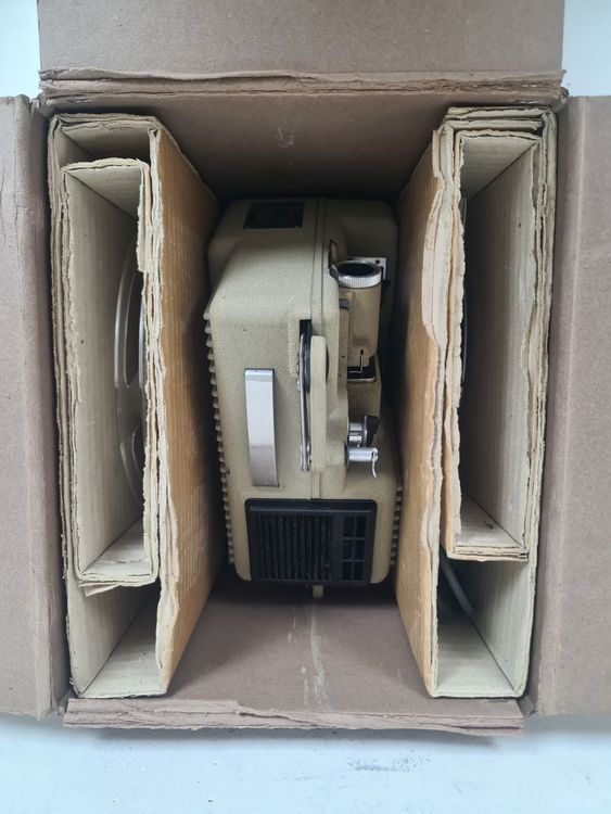 Projektor - 8mm - Eumig Wien P8m - in OVP - TOP! - ab 1.-!!! (Gebraucht ...