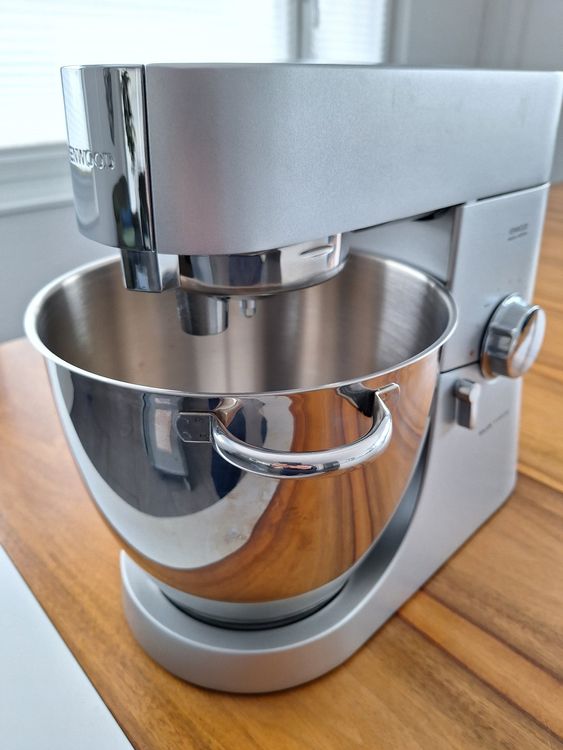 Küchenmaschine Kenwood Major Titanium KM020 1500W (Neu (gemäss ...