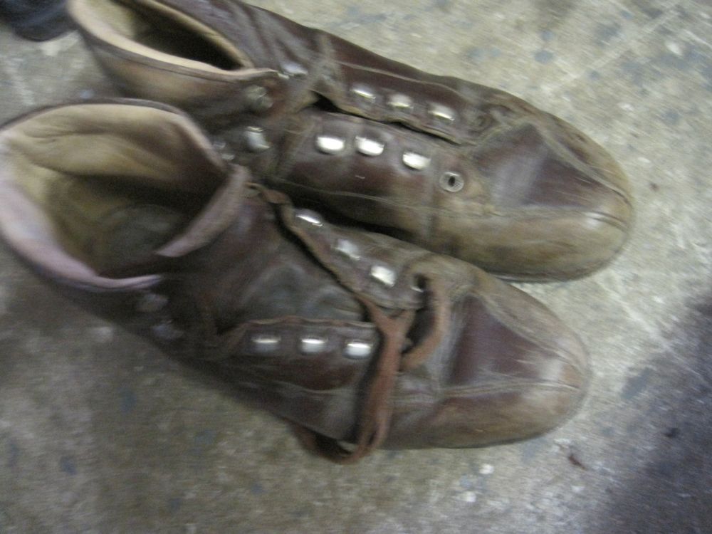 uralte Skischuhe / Wanderschuhe (Gebraucht) in Bischofszell für CHF 30 ...