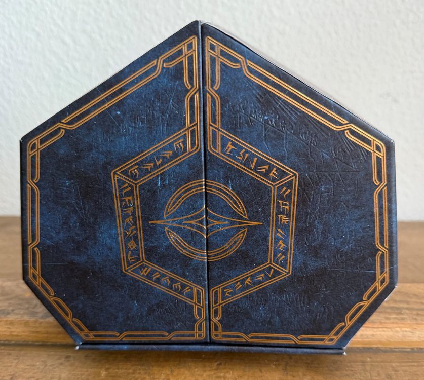 Tomorrowland 2025 Box mit Bracelet (Gebraucht) in Zollikon für CHF 99 ...