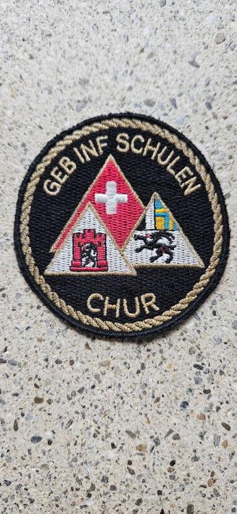 Badge Rund Gebiergs Inf Schulen *** (Neu und originalverpackt) in ...