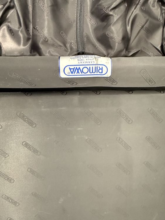 Rimowa Bolero Carry On klein. Klassiker, stark gebraucht (Gebraucht) in ...