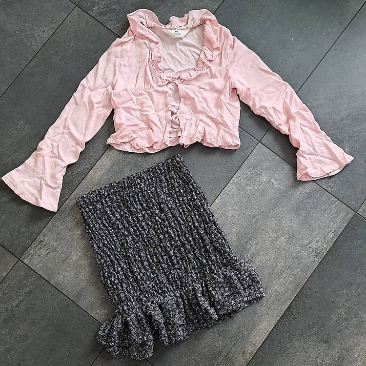 Blusli (140) und Jupe (152) von H&M im SET (Gebraucht) in Bellmund für ...
