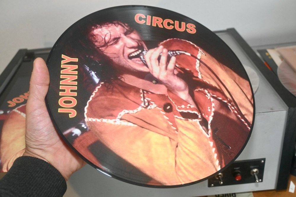 Johnny Hallyday – Johnny Circus LIMITED 300 picture disc | Kaufen auf ...