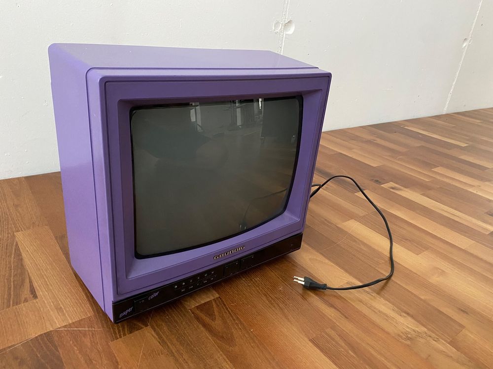 Grundig purple CRT TV mit SCART (defekt) (Gebraucht) in Luzern für CHF ...
