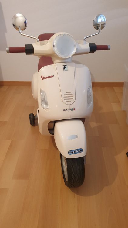 Peg Perego Vespa, Kinder Elektro Roller, guter Zustand! (Gebraucht) in ...