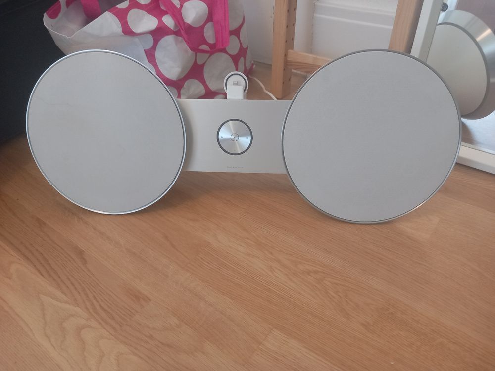 B&O Beosound 8 Dock Speaker iPhone iPod (Gebraucht) in Zürich für CHF ...