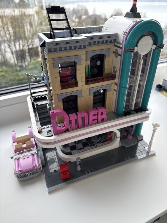 Lego Modular Building - Downtown Diner 10260 | Kaufen auf Ricardo