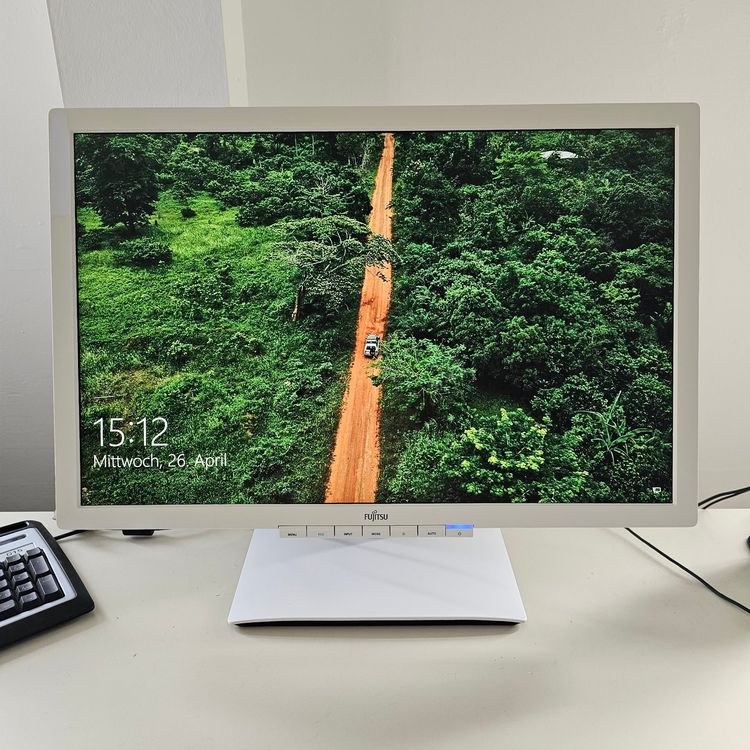 Fujitsu 24" P24W-6 IPS | Kaufen auf Ricardo