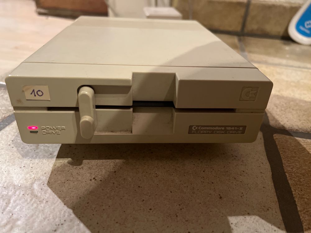 C64 Floppy Drive 1541-II | Kaufen auf Ricardo