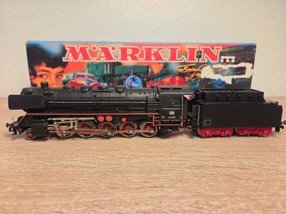 Märklin 3047 Dampflok BR 44 DB H0 (Gebraucht) in St-Aubin-Sauges für ...