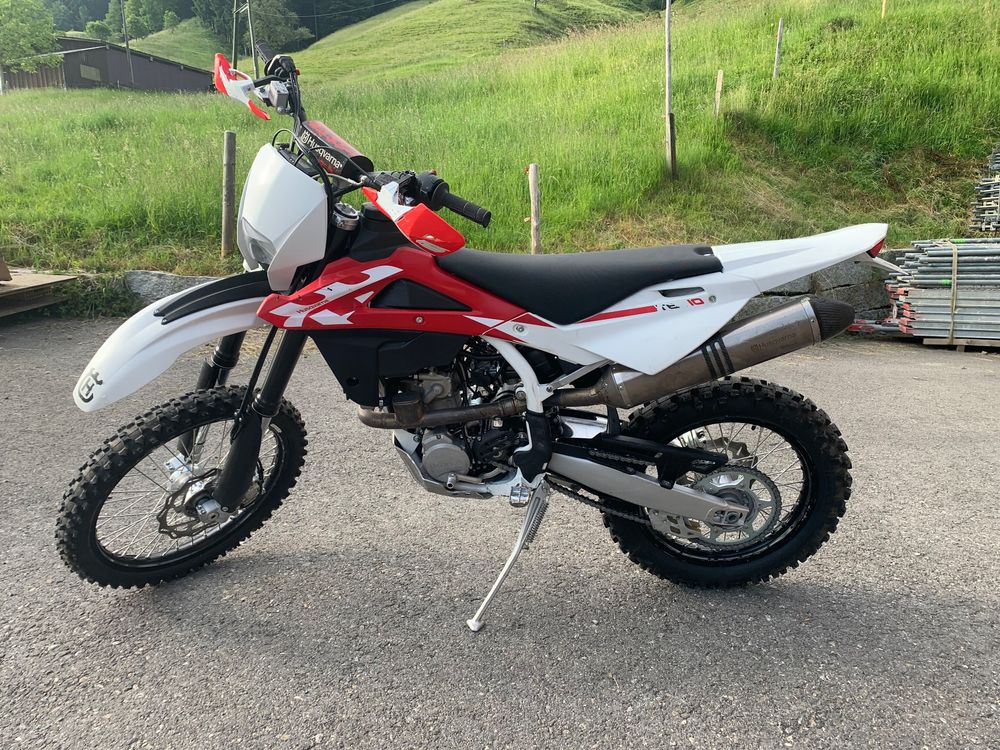 Motorrad Enduro (Gebraucht) in Unterägeri für CHF 2810 – nur Abholung ...