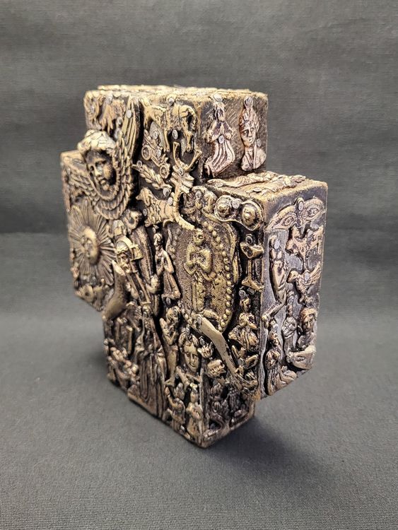 Holzkreuz mit vielen Beschlägen ESTELA OGAZON Mexico (Gebraucht) in für ...