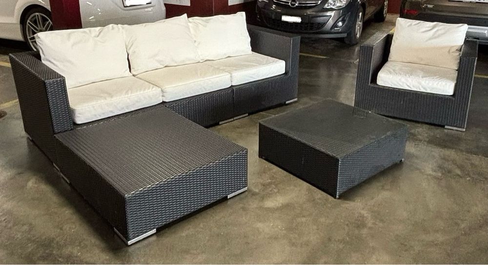 Schwarze Garten- / Terrassenlounge - Top Zustand (Neu (gemäss Beschreibung)) in Felsberg für CHF ...