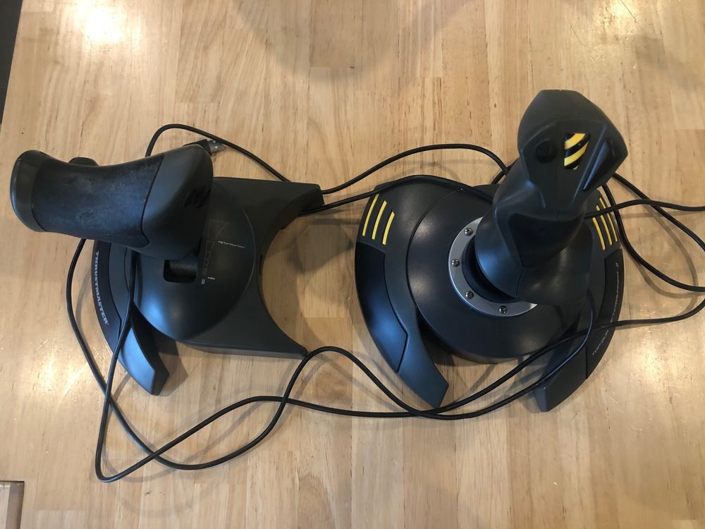 Trustmaster Joystick Top Gun (Gebraucht) in Uster für CHF 5 – mit ...