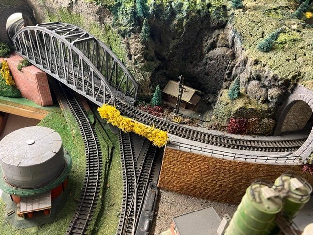 HO Märklin Modellbahnanlage tolle Streckenführung, K-Gleise (Gebraucht ...