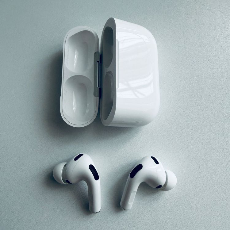 Original AirPods Pro 3 Gen. USB-C MagSafe ANC mit Garantie (Neu (gemäss ...