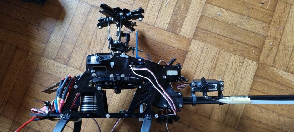 Heli 450 Apache (Defekt) in Oberdorf für CHF 100 – mit Lieferung auf ...