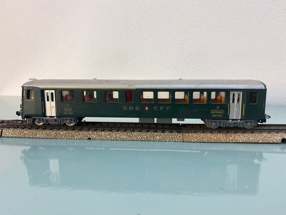 Märklin SBB Personen-, Speise- und Postwagen (6 Wagen) (Gebraucht) in ...