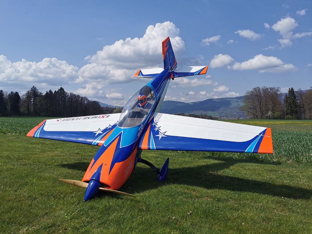 ExtremeFlight 85" Extra 300 EXP (Gebraucht) in Niederönz für CHF 1350 – nur Abholung auf Ricardo ...