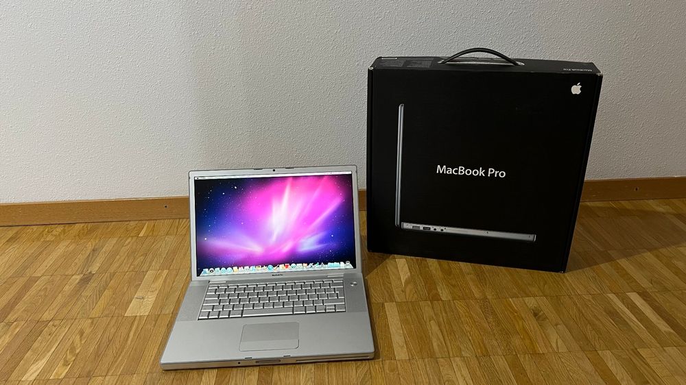Vintage Collector MacBook Pro 2008 OVP | Kaufen auf Ricardo