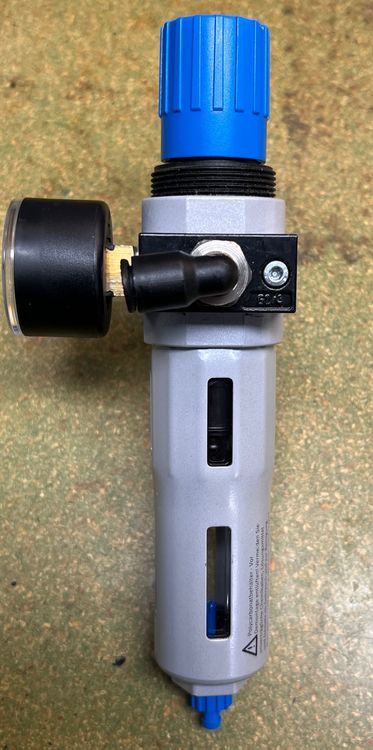 Festo Druckreduzierventil LFR-D-MINI mit Abscheider | Kaufen auf Ricardo