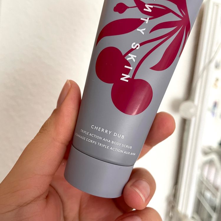 NEU: Fenty Skin Cherry Dub AHA Body Scrub 60g | Kaufen auf Ricardo